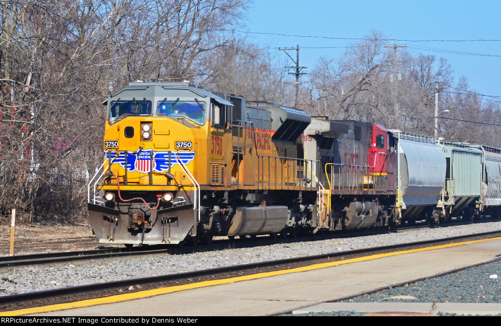 UP 3750, CP's Tomah.